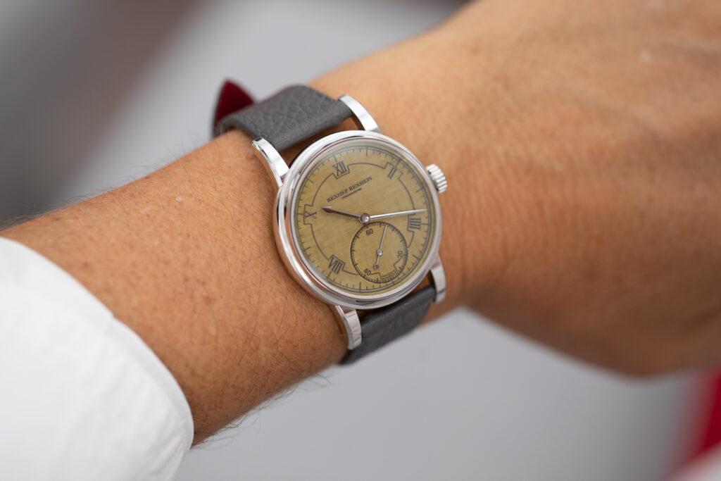 Akrivia 前途無限 - another watch magazine